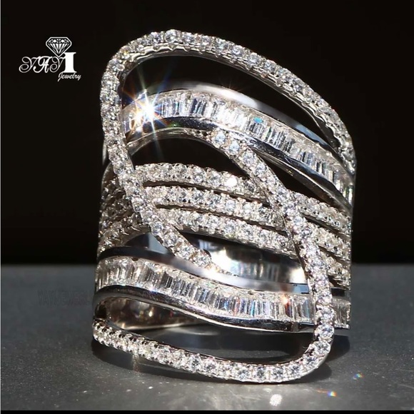 Jewelry | 92518k Princess Crown Promise Ring | Poshmark